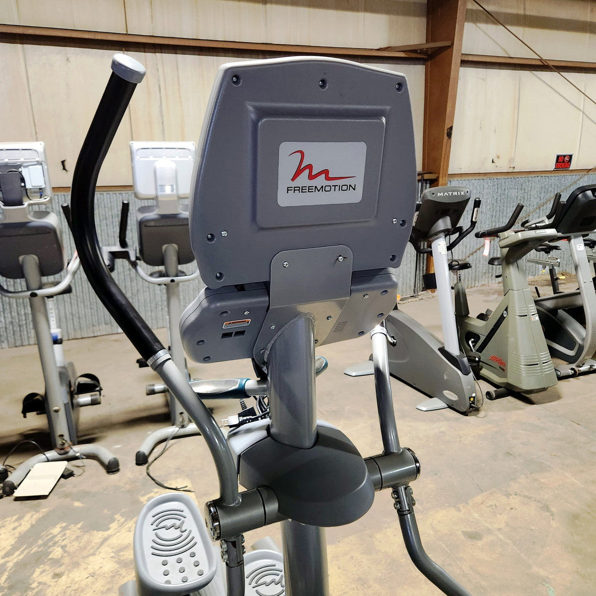 FreeMotion 4505 Commercial Elliptical Trainer