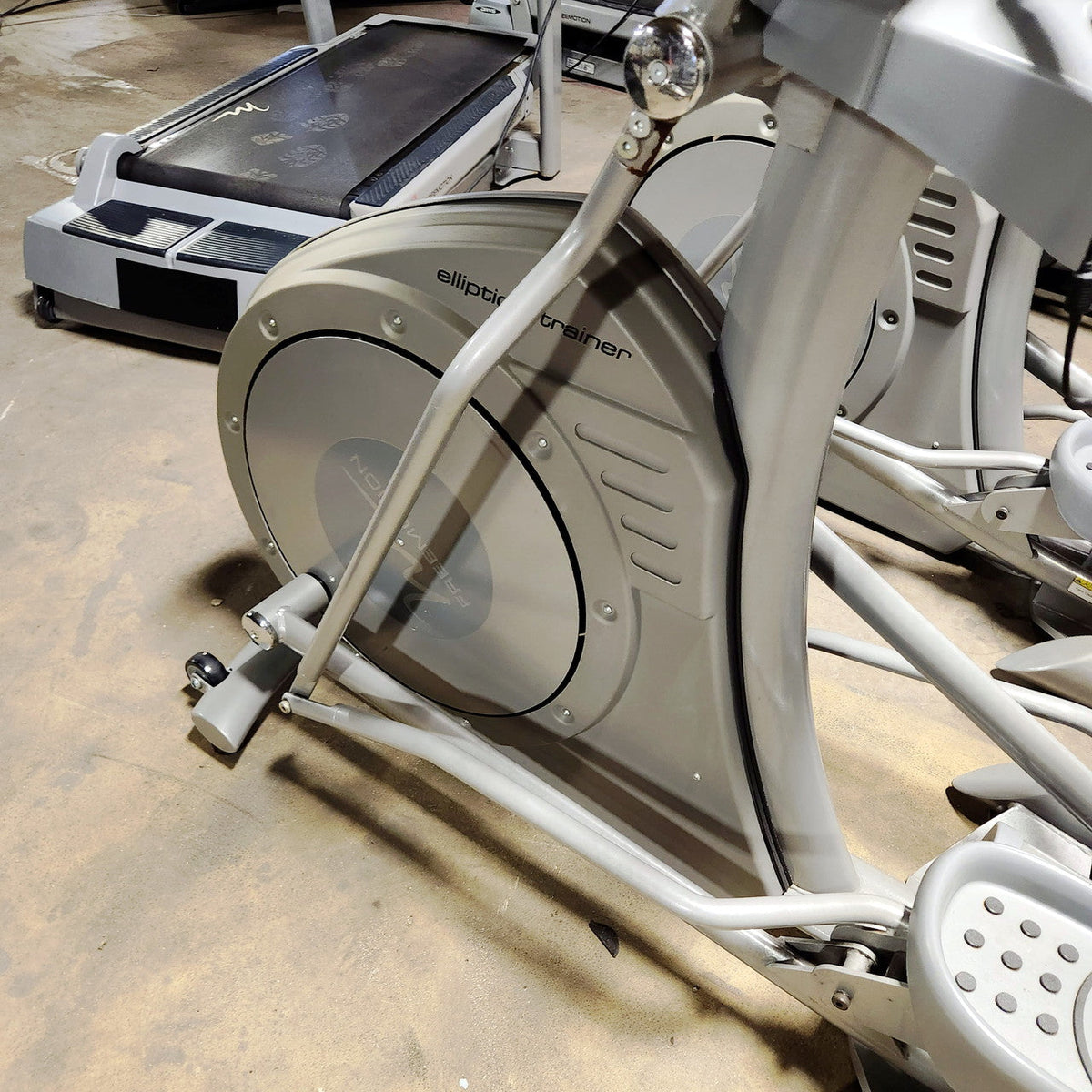 FreeMotion 4505 Commercial Elliptical Trainer
