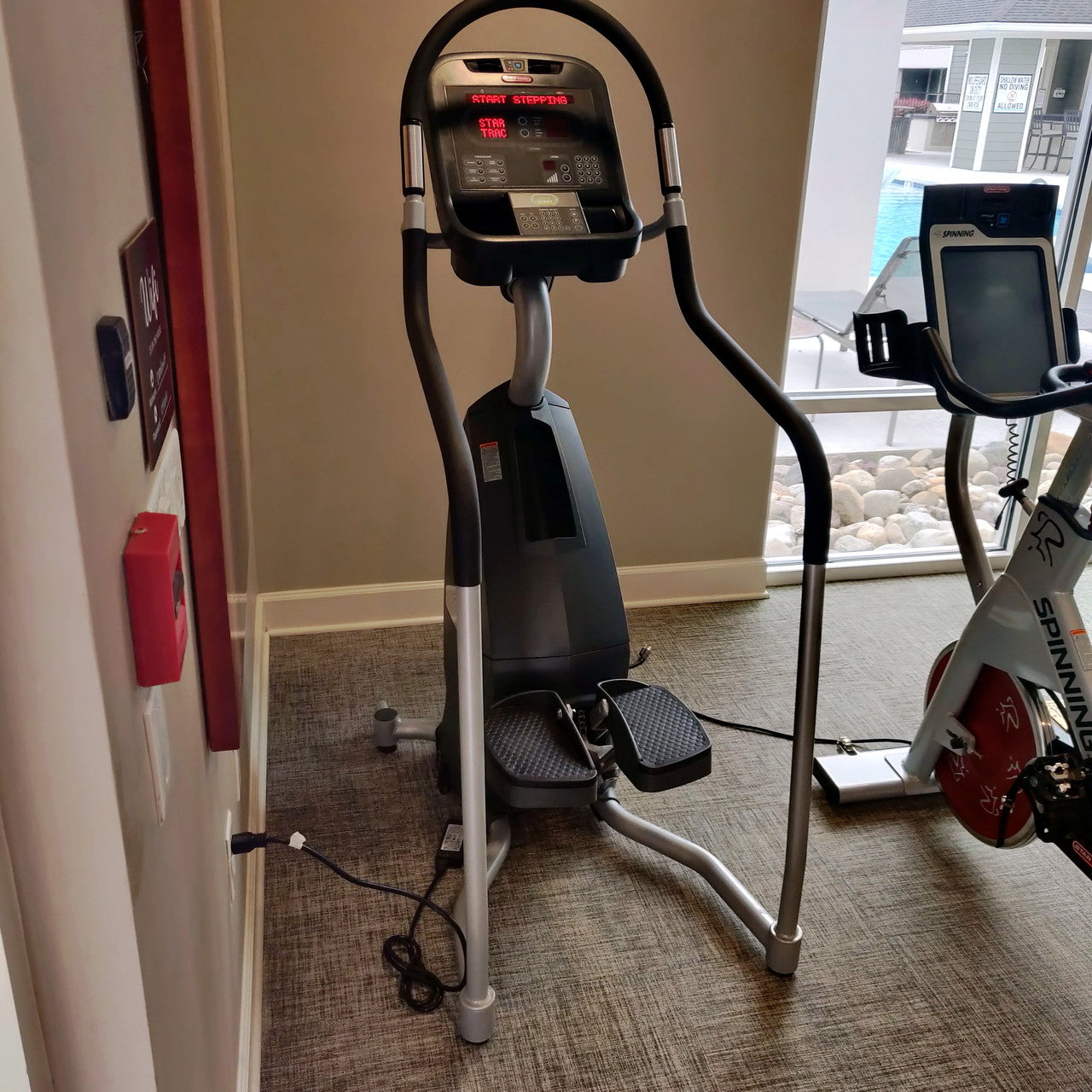 Star Trac E-ST Stepper