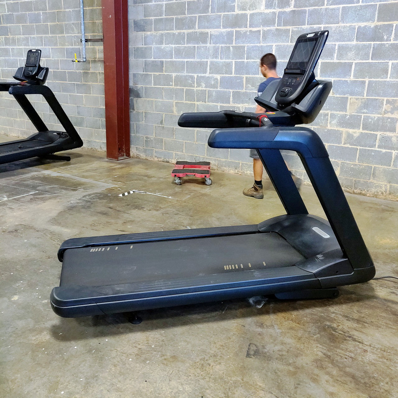Precor TRM 761 Treadmill with P62 Touchscreen Console