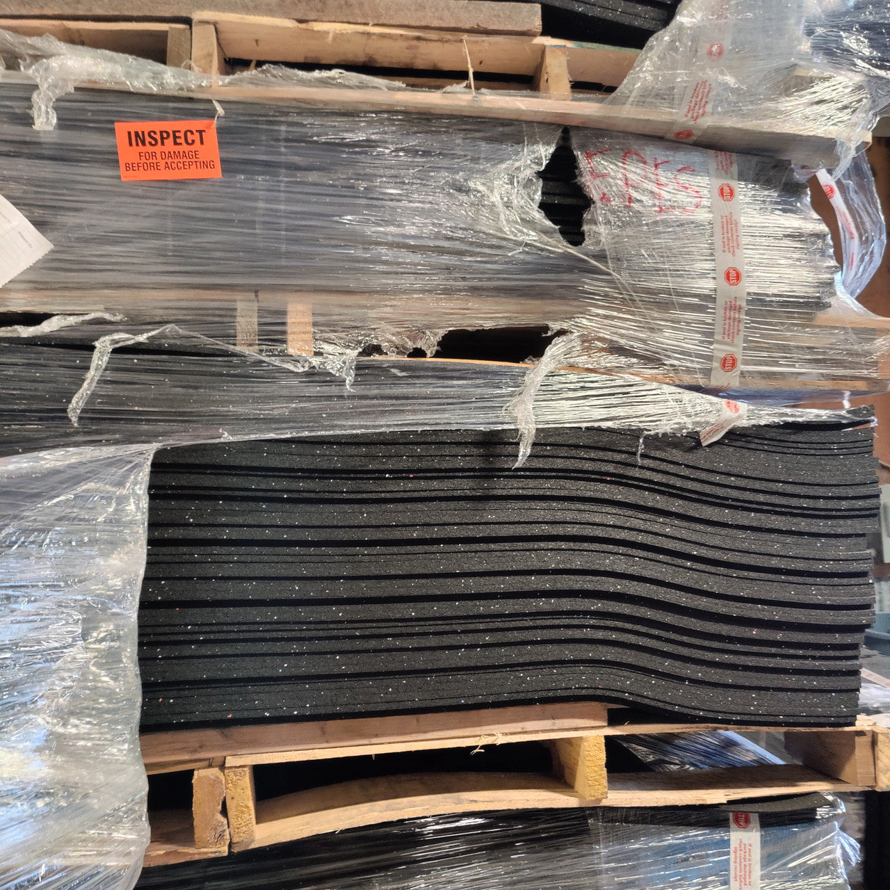 NEW Hammer Clad 3/8" Premium Gym Flooring Mats 4' x 6' Confetti Fleck