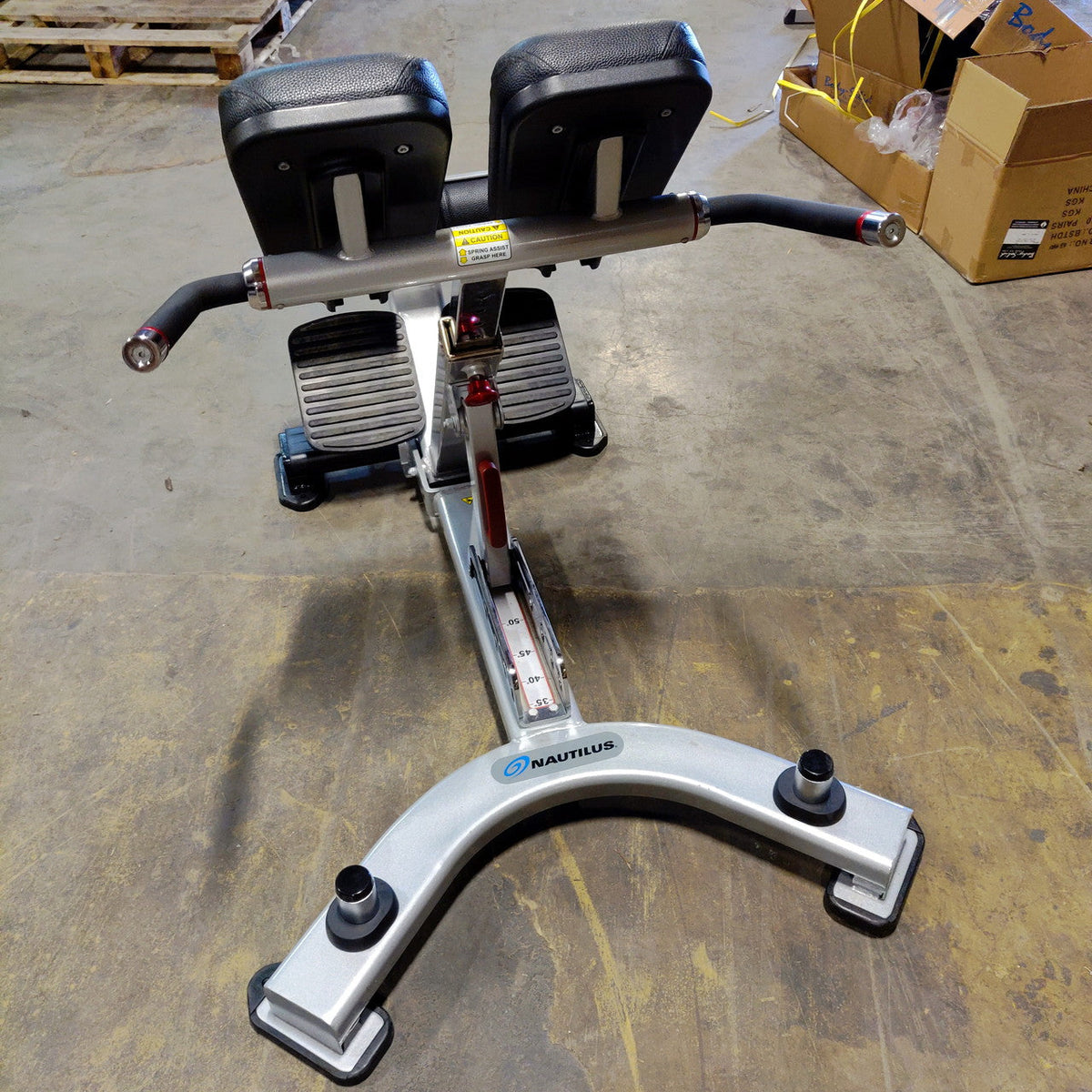 Nautilus Back Extension Bench