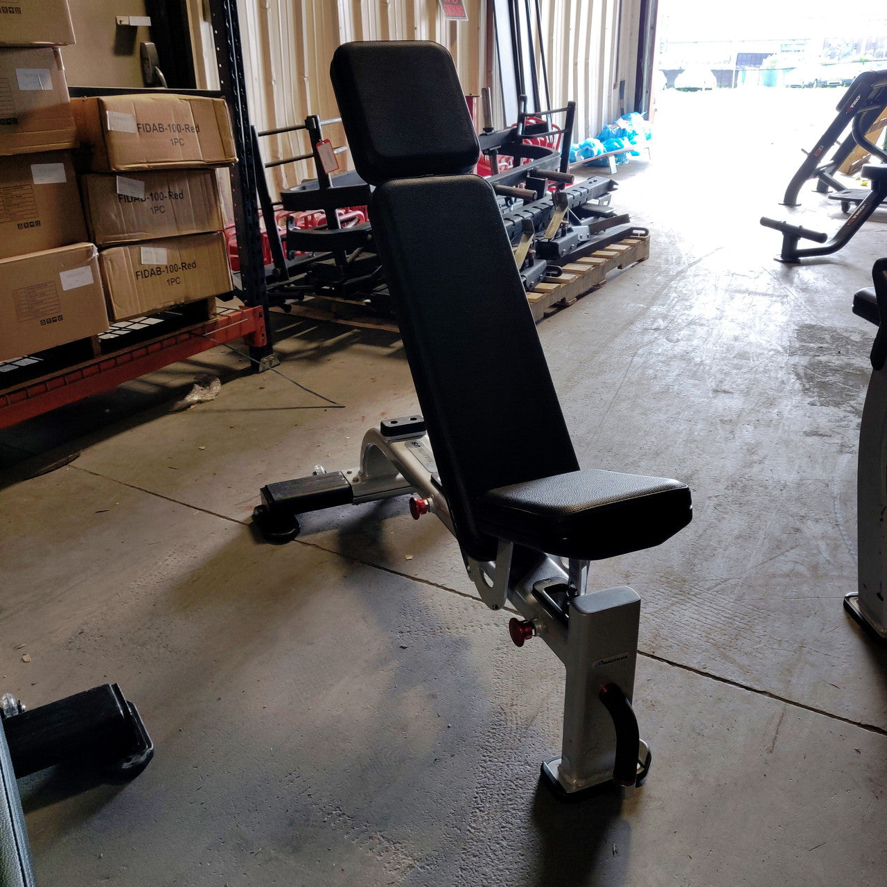 Nautilus Flat Incline Weight Bench Commercial Grade