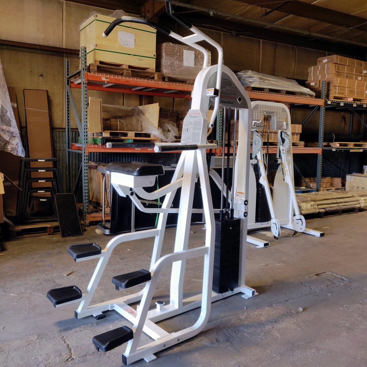 Nautilus GRAVITRON Assisted Dip/Chin Pull Up Machine