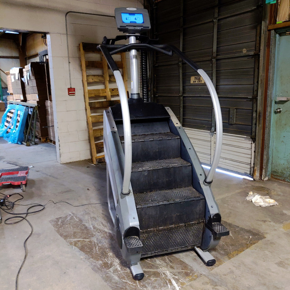 Refurbished Stairmaster SM5 Commercial Stair Climber Stepper