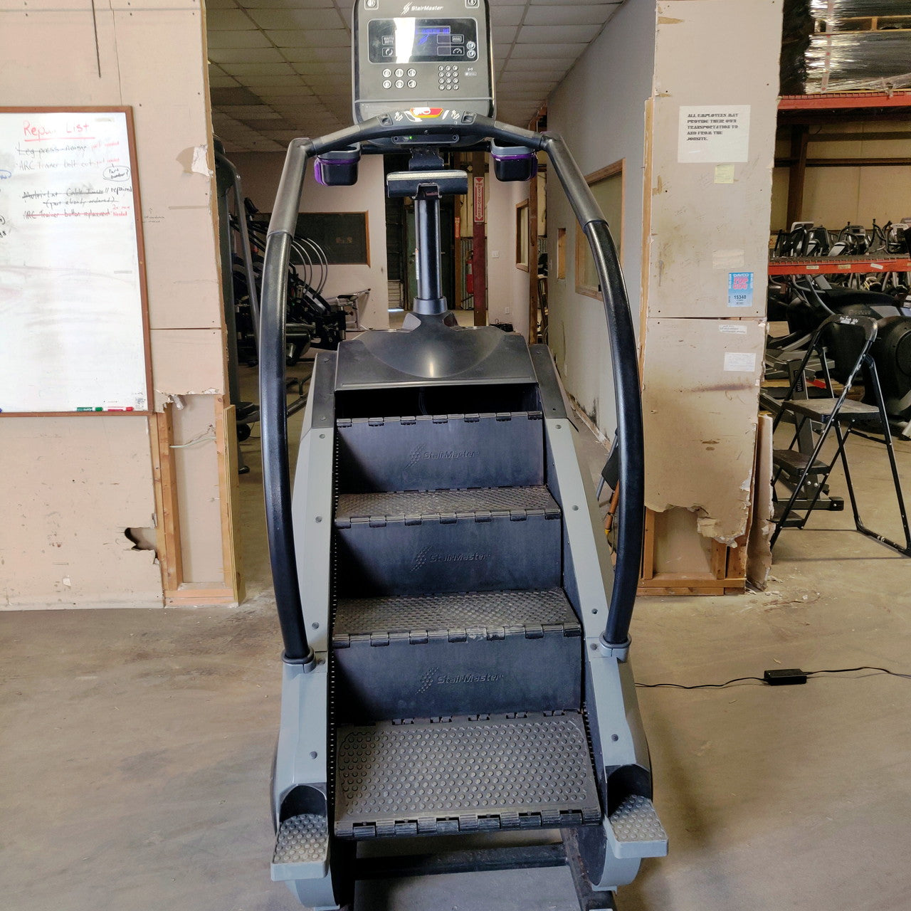Stairmaster 8 Series Gauntlet Stairclimber Stepper Commercial Grade Stairmaster 8 Series Gauntlet Stairclimber Stepper Commercial Grade